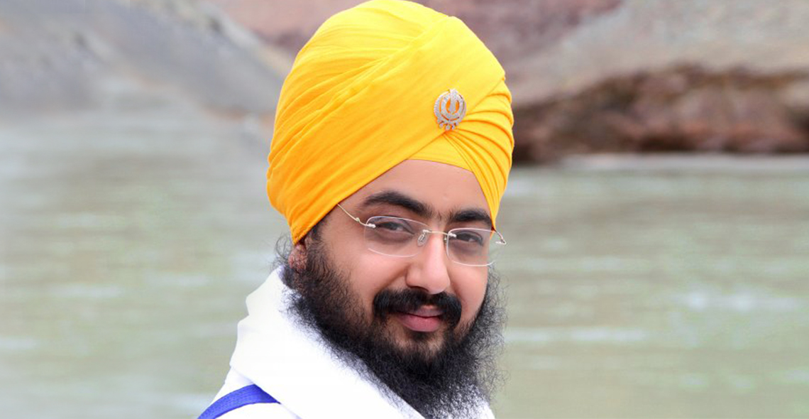 Sangte Ni Mera Naa Gujri - Baba Ranjit Singh (Dhadrianwale) - Play & Download for Free - SikhNet ...