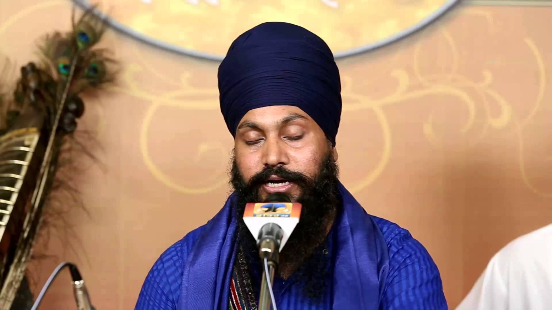 04 Chakra Chihan - Bhai Harbaljeet Singh (Batala) - Play & Download for ...