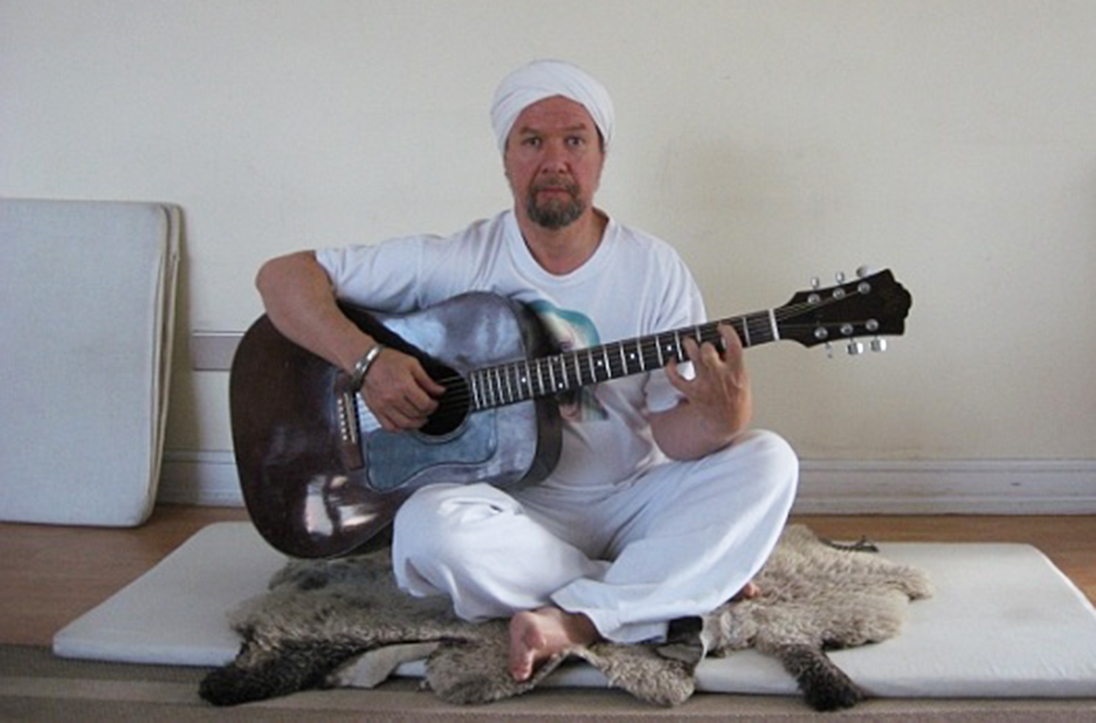 Ek Ong Kaar - Sat Shabd Singh (Chile) - Play & Download for Free ...