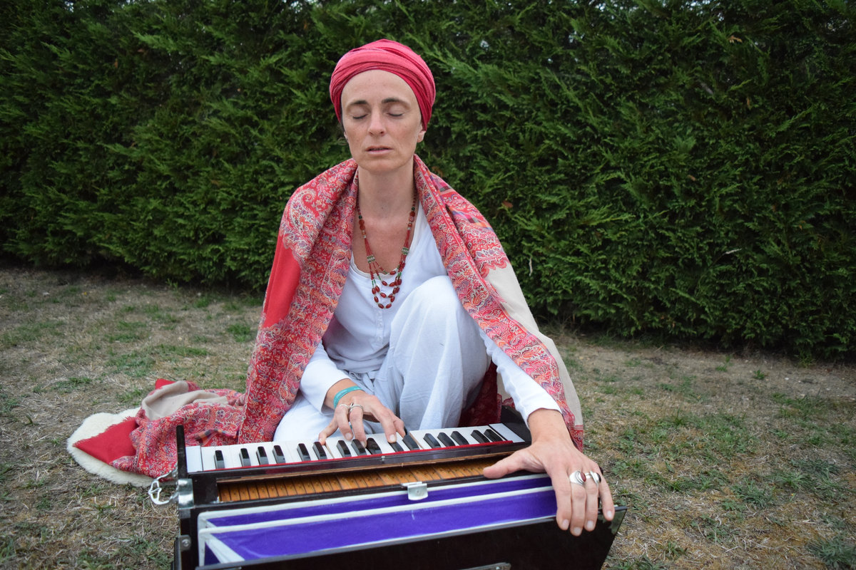 Sat Siri Siri Akal - Siridev Kaur - Play & Download for Free - SikhNet Play