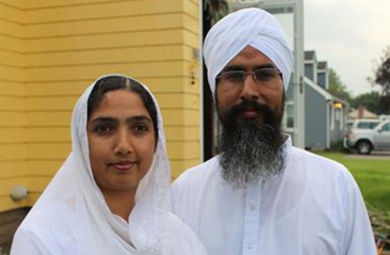 Dr. Shaminder Paul, Rupinder Kaur (Kirtandhara) - All Gurbani Online ...