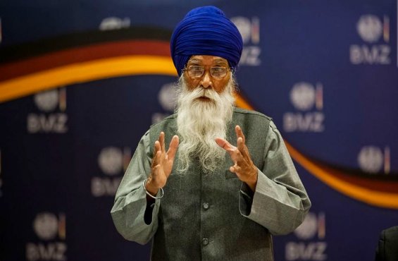 Dharam Singh Nihang Singh - All Gurbani Online - SikhNet Play